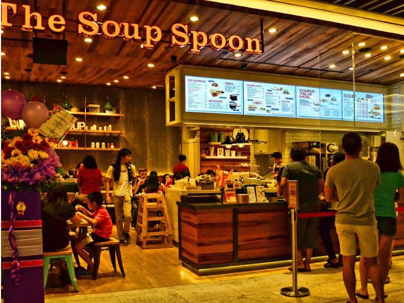 10 Makanan Halal di Bugis Street Singapore yang Wajib Coba - Pangpontar